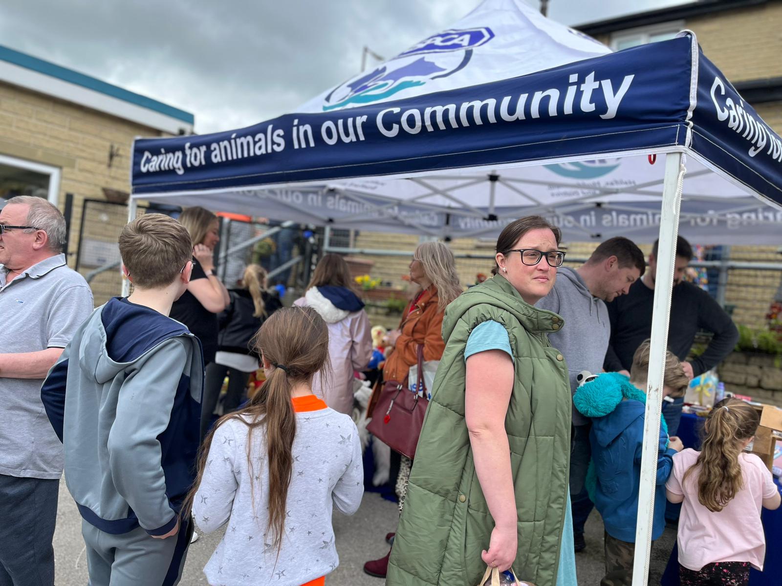 We raised £2000 at our Furry Friends Open Day! - RSPCA Halifax ...